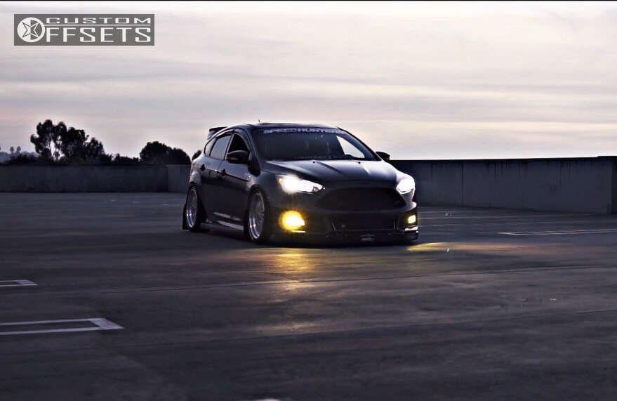2016 Ford Focus with 18x8.5 35 BBS Rs and 245/45R18 Continental ...