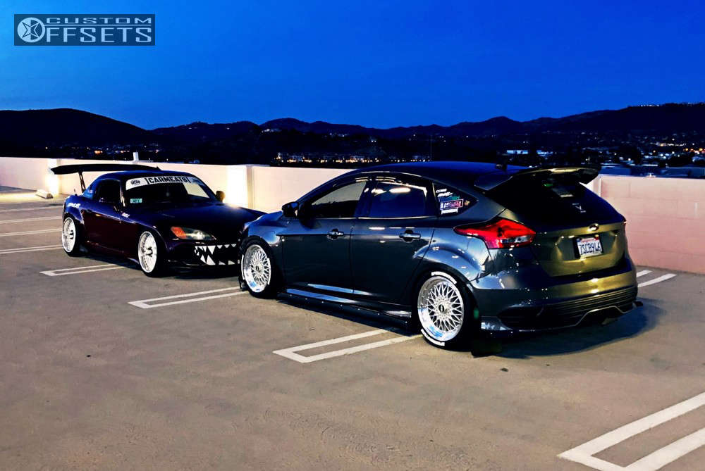 2016 Ford Focus with 18x8.5 35 BBS Rs and 245/45R18 Continental ...