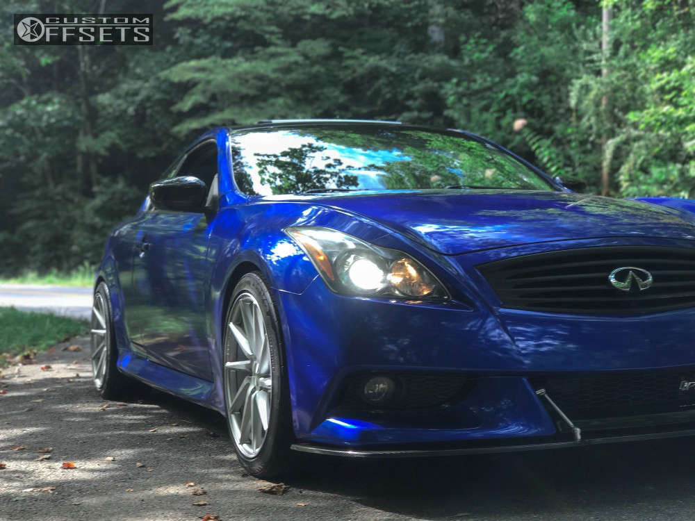2011 INFINITI G37 with 19x8.5 30 Vossen Cvt and 225/45R19 Toyo Tires ...