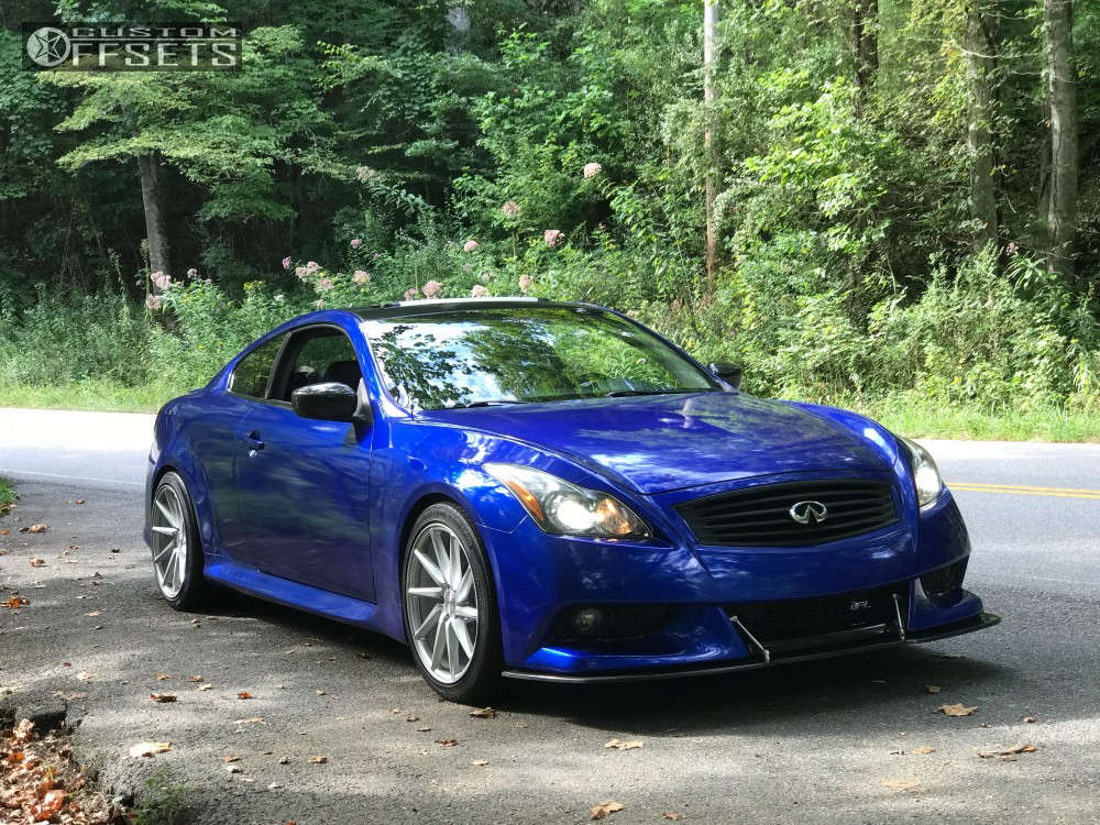 2011 INFINITI G37 with 19x8.5 30 Vossen Cvt and 225/45R19 Toyo Tires ...