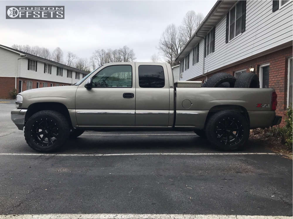 2002 GMC Sierra 1500 with 20x12 -44 Moto Metal Mo962 and 35/12.5R20 Pro ...