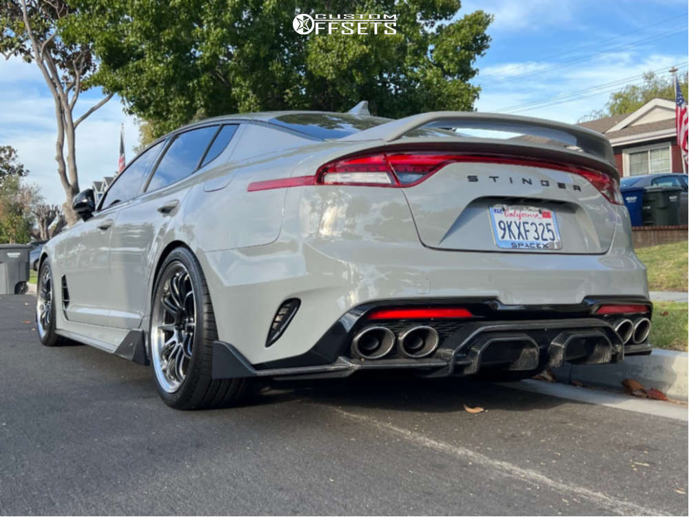 2022 Kia Stinger with 19x8.5 38 Work Emotion Zr10 and 245/40R19 ...
