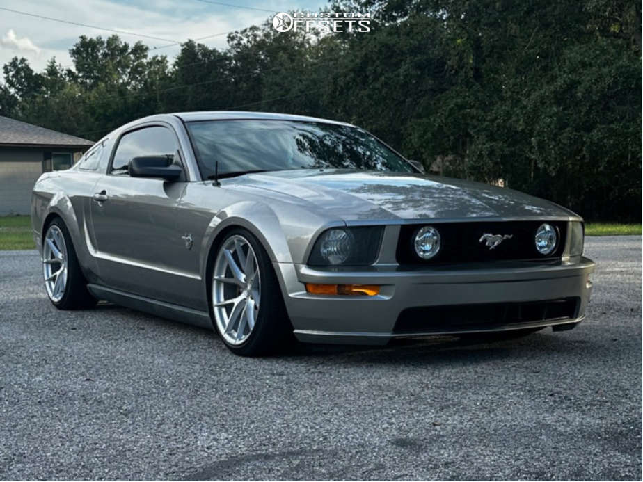 2009 Ford Mustang with 19x9.5 35 Aodhan Aff7 and 245/35R19 Lexani Lx ...