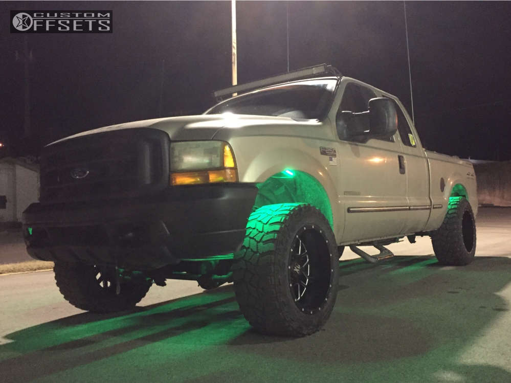 1999 Ford F-250 Super Duty with 20x12 -44 XD Xd820 and 305/55R20 Cooper ...