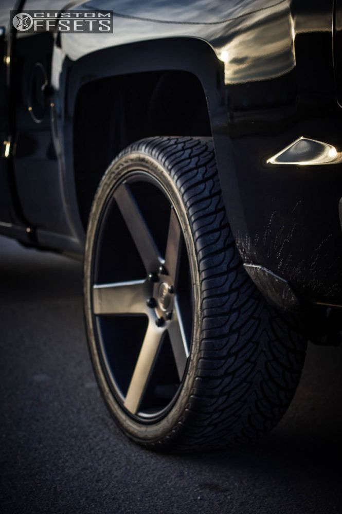 2015 Chevrolet Silverado 1500 with 24x10 31 DUB Baller and 305/35R24 ...