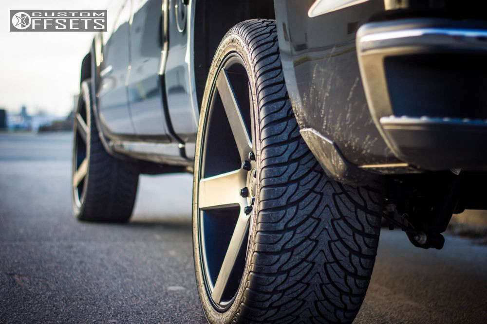 2015 Chevrolet Silverado 1500 with 24x10 31 DUB Baller and 305/35R24 ...