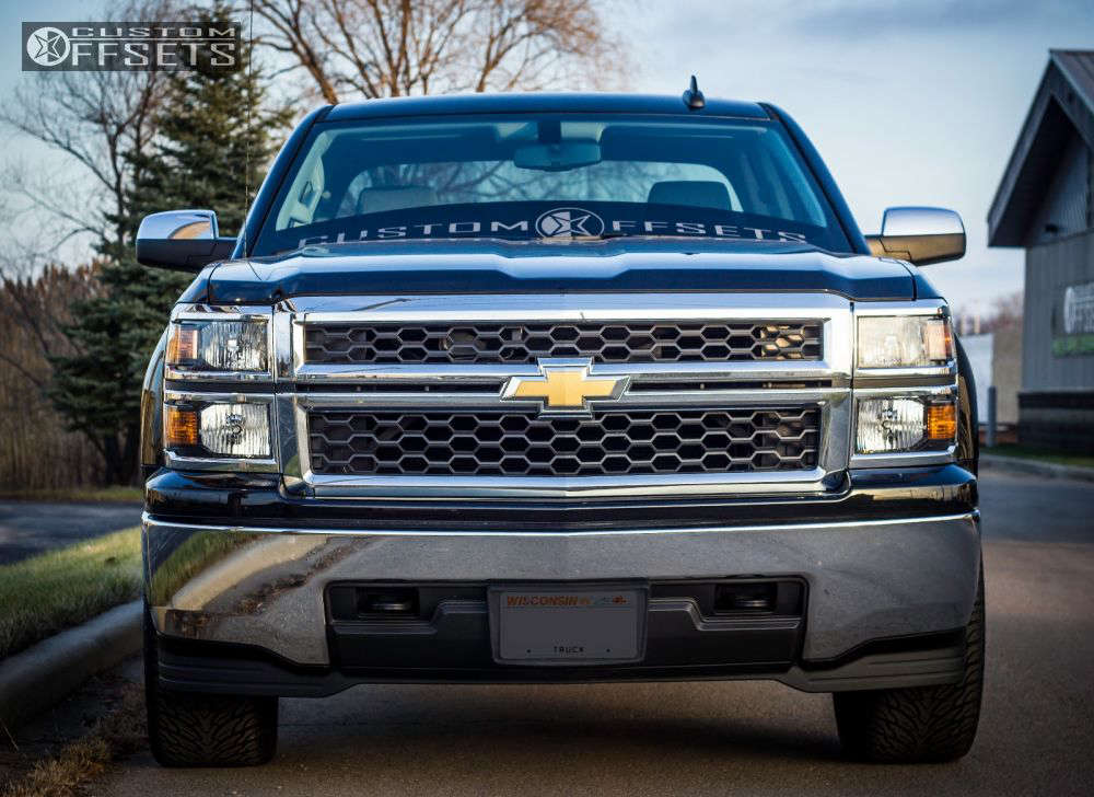 2015 Chevrolet Silverado 1500 with 24x10 31 DUB Baller and 305/35R24 ...
