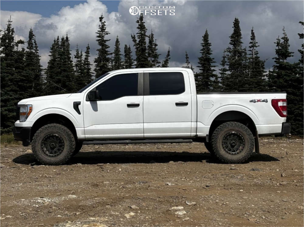 2021 Ford F-150 with 17x8.5 25 Method Mr305 and 35/12.5R17 RBP Repulsor ...