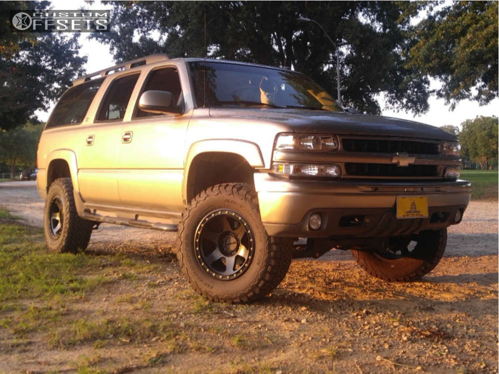 2003 Chevrolet Suburban with 18x9 -12 Method Con6 and 33/12.5R18 ...