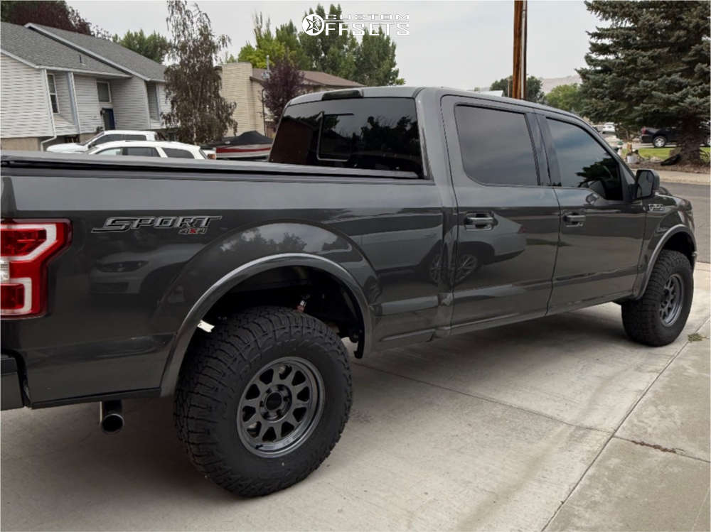 2019 Ford F-150 with 17x8.5 0 Method Mr316 and 285/75R17 Falken ...