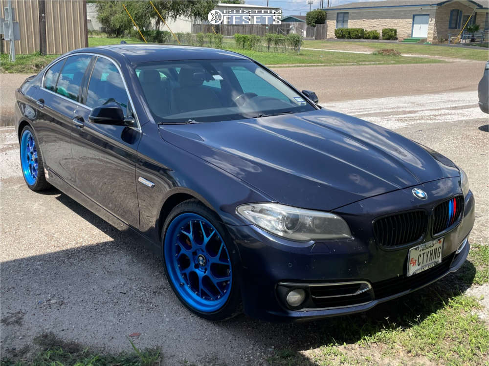 2014 BMW 535d XDrive with 20x8.5 30 Venom 33 and 235/30R20 Lexani Lx ...