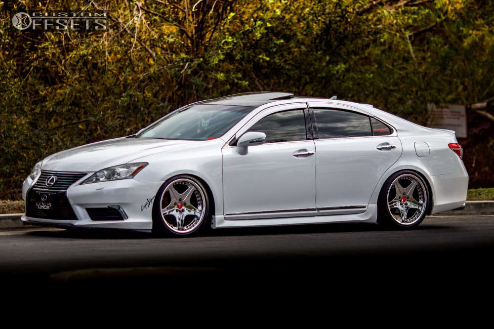 2011 Lexus ES300H with 19x9.5 15 Leon Hardiritt Ordens and 235/35R19 ...