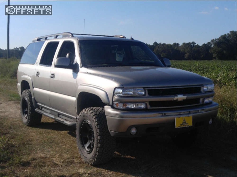 2003 Chevrolet Suburban with 18x9 -12 Method Con6 and 33/12.5R18 ...