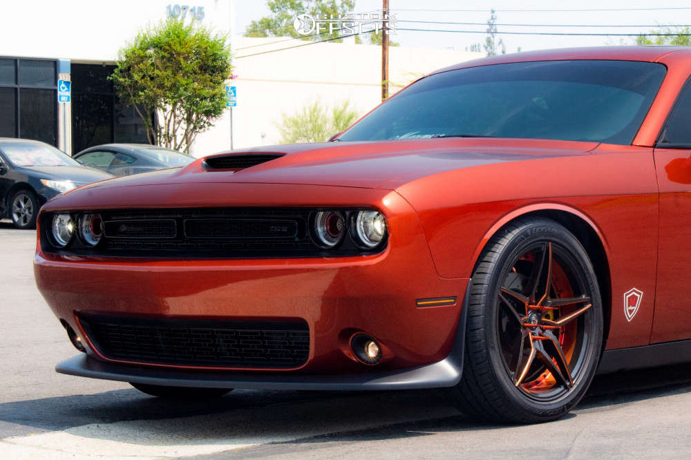 2020 Dodge Challenger with 20x9 15 Marquee Luxury M3259 and 275/35R20 ...
