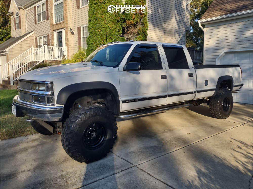 2000 Chevrolet K3500 with 16x10 -25 Pro Comp Series 69 and 36/13.5R16 ...