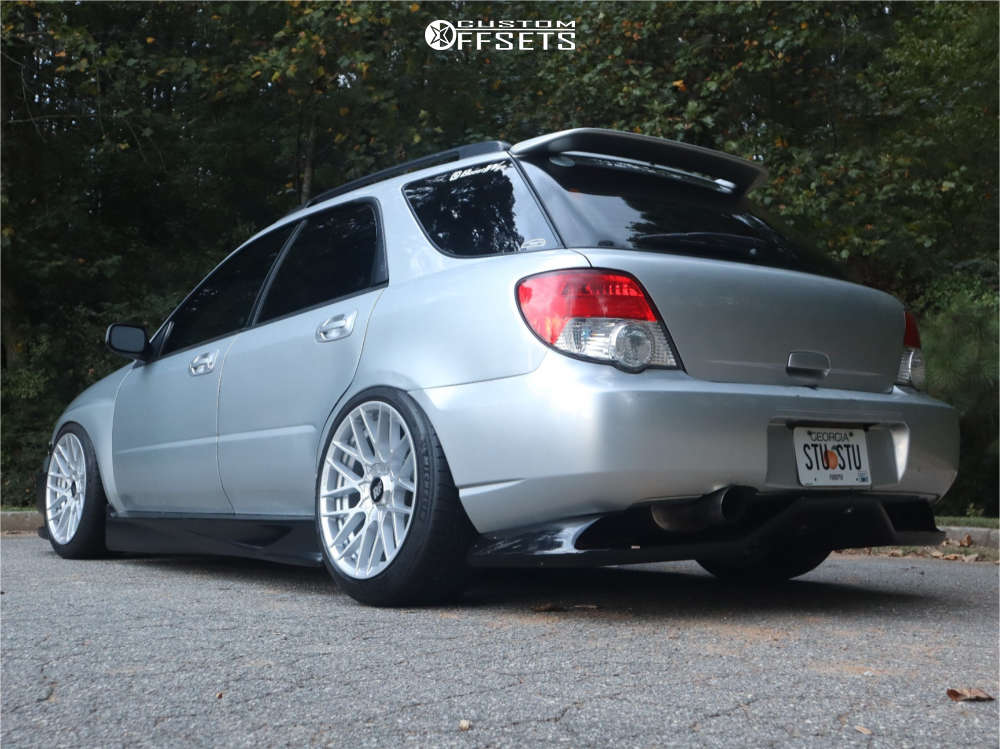 2005 Subaru Impreza with 18x9.5 35 Rotiform Rse and 245/40R18 Michelin ...