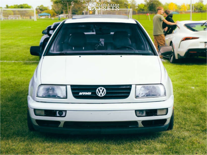 1997 Volkswagen Jetta with 17x8 35 Vors Sp1 and 205/40R17 Arroyo Grand ...