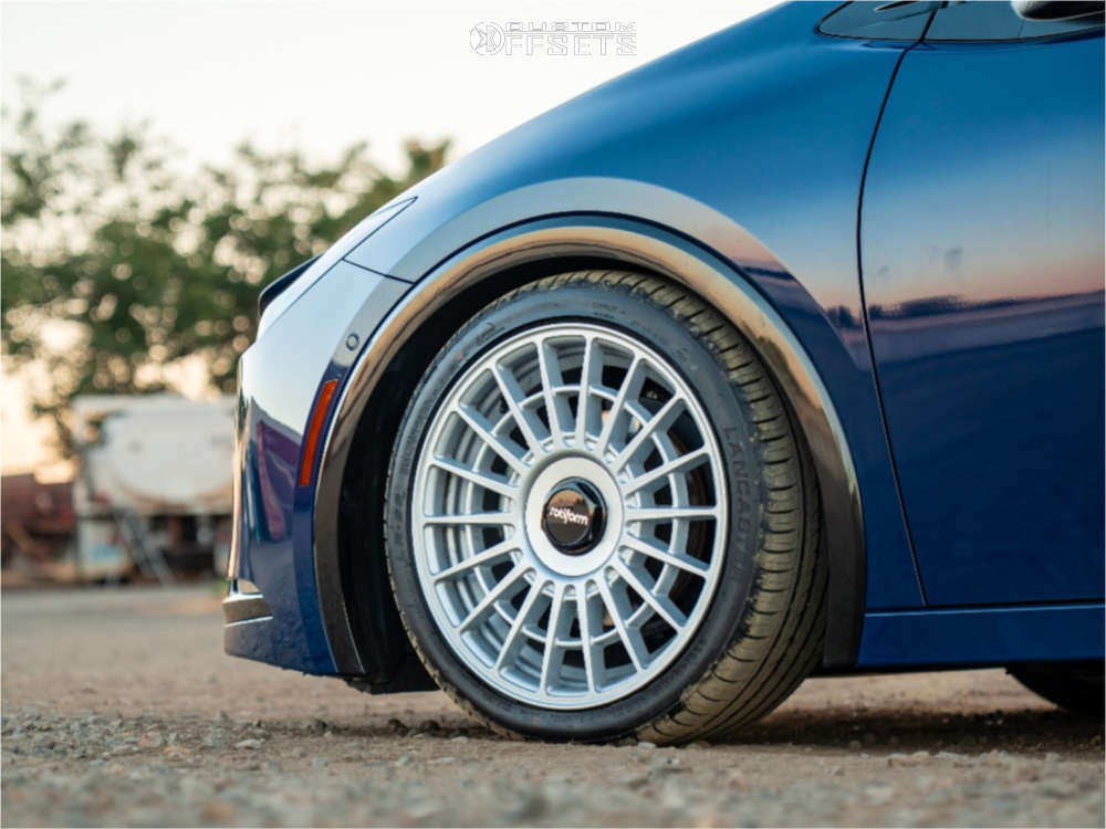 2024 Toyota Prius with 18x8.5 35 Rotiform Las-r and 235/40R18 Lancaster ...