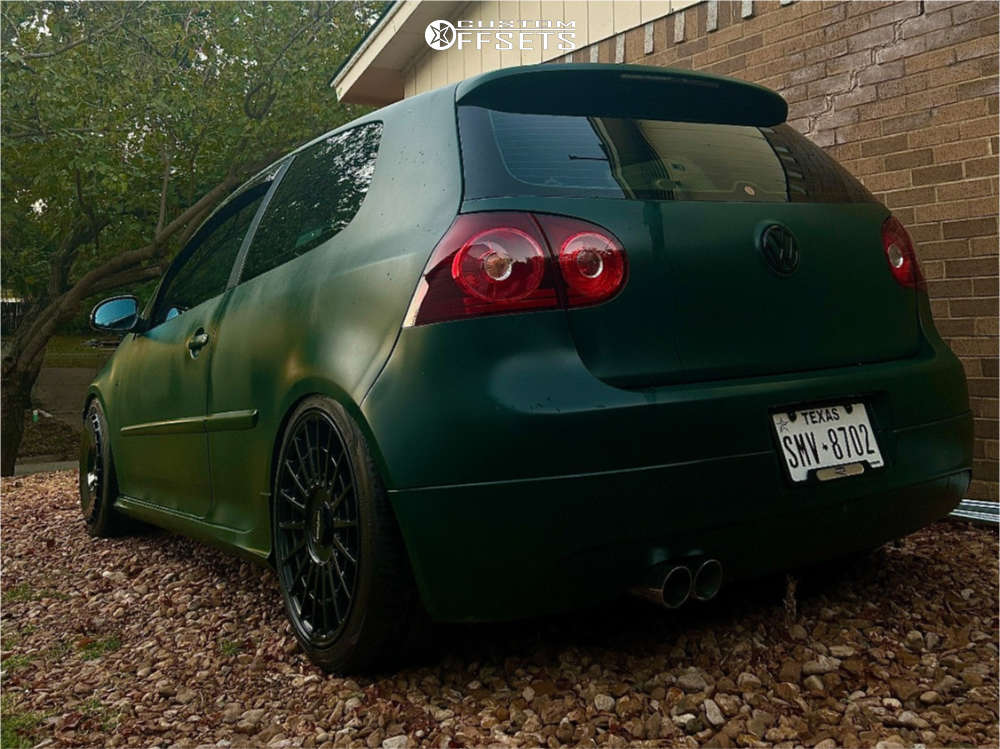 2009 Volkswagen GTI with 18x8.5 45 Rotiform Las-r and 225/40R18 Toyo ...