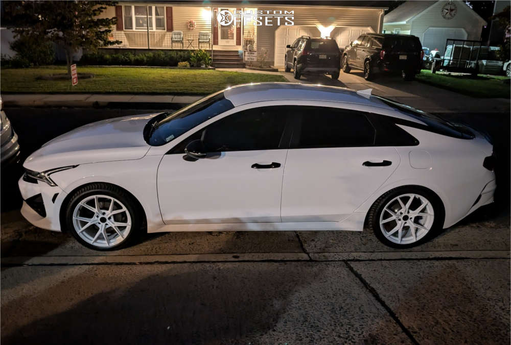 2024 Kia K5 with 19x8.5 38 RTX R-Spec RS01 and 235/40R19 Michelin Cross ...