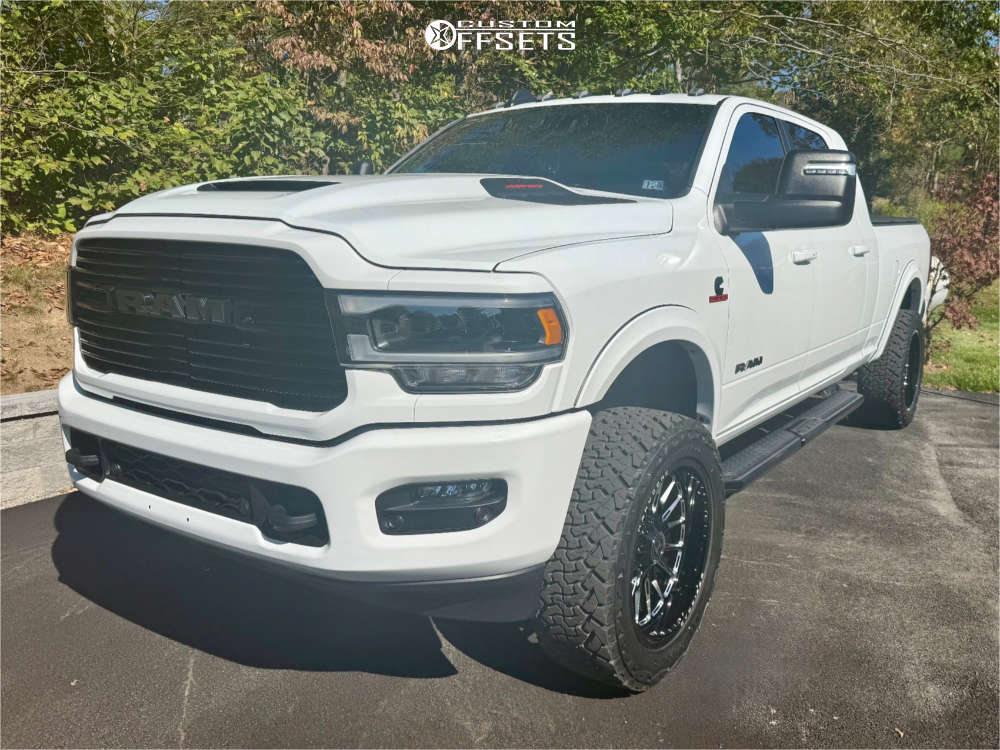 2023 Ram 2500 with 22x10 -19 Hardcore Offroad Hc24 and 35/12.5R22 Venom ...