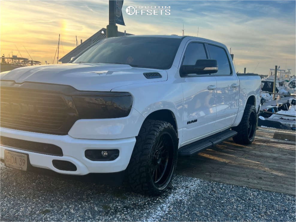 2021 Ram 1500 with 22x10 -19 Fittipaldi Offroad Fa08 and 33/12.5R22 ...