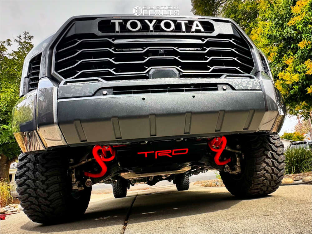 2023 Toyota Tundra with 18x9 0 TIS 563b and 35/12.5R18 TIS Tt1 and Body ...