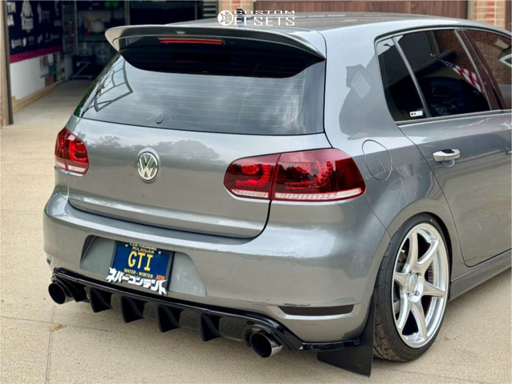 2013 Volkswagen GTI with 18x8.5 35 Kansei Tandem and 215/40R18 ...