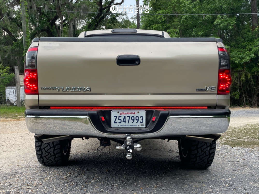2006 Toyota Tundra with 20x10 -25 Vision Rocker and 33/12.5R20 Predator ...