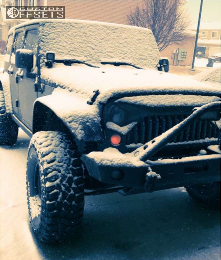 2014 Jeep Wrangler with 15x8 -19.05 Level 8 Tracker and 35/12.5R15 ...