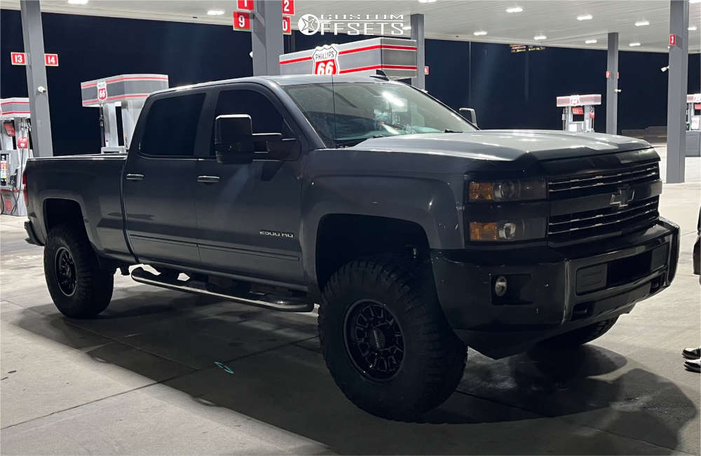 2015 Chevrolet Silverado 2500 HD with 17x8.5 0 Method Mr323 and 37/12 ...