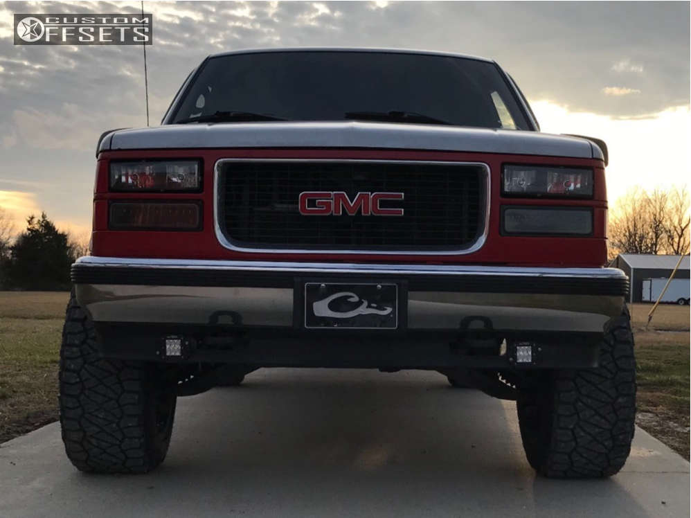 1996 GMC K1500 with 20x12 -44 Fuel Lethal and 33/12.5R20 Nitto Ridge ...