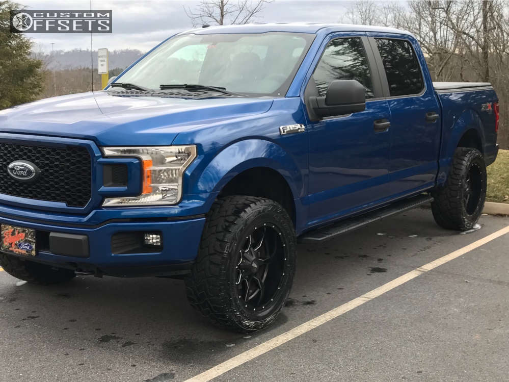 2018 Ford F-150 with 20x10 -24 Moto Metal Mo970 and 305/55R20 Toyo ...