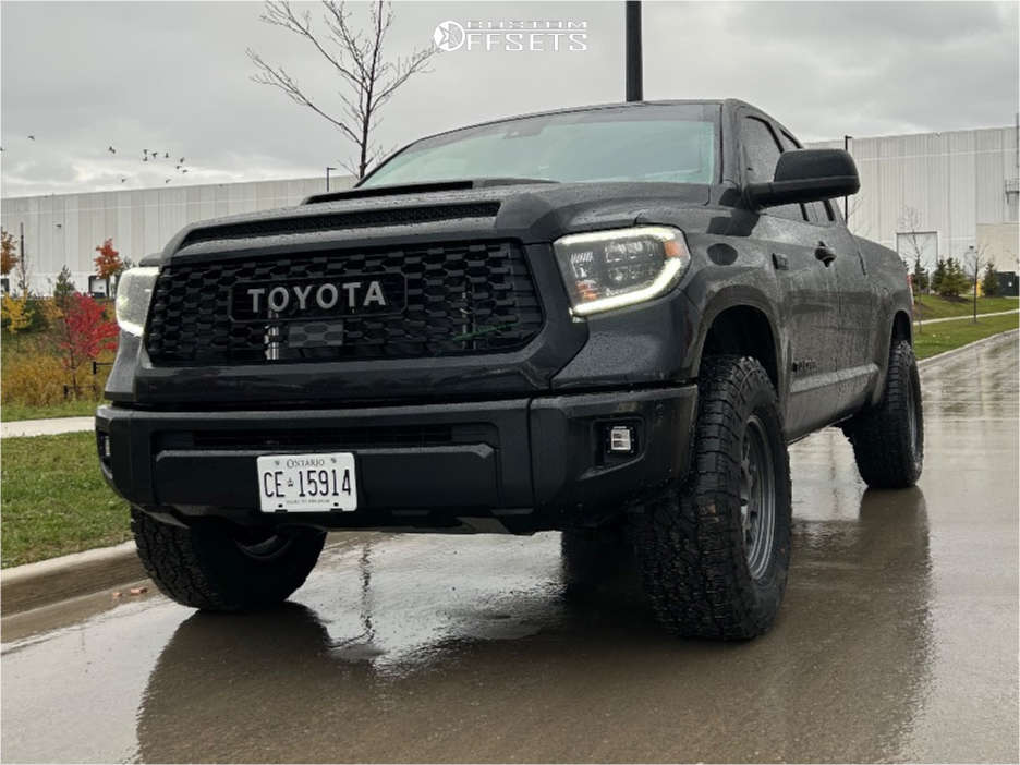 2020 Toyota Tundra with 18x9 18 Method Mr316 and 295/70R18 Falken ...