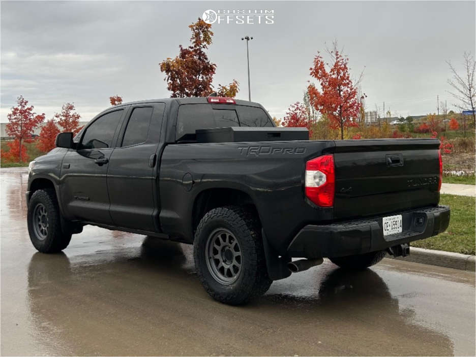 2020 Toyota Tundra with 18x9 18 Method Mr316 and 295/70R18 Falken ...