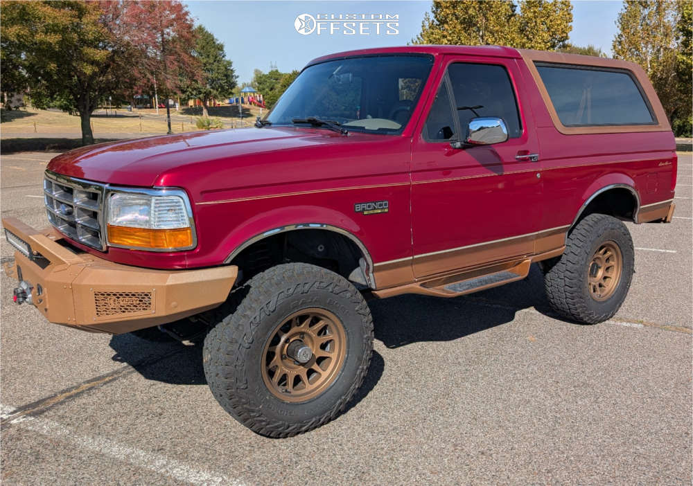 1995 Ford Bronco with 17x9 -12 Method Mr703 and 295/70R17 Mickey ...