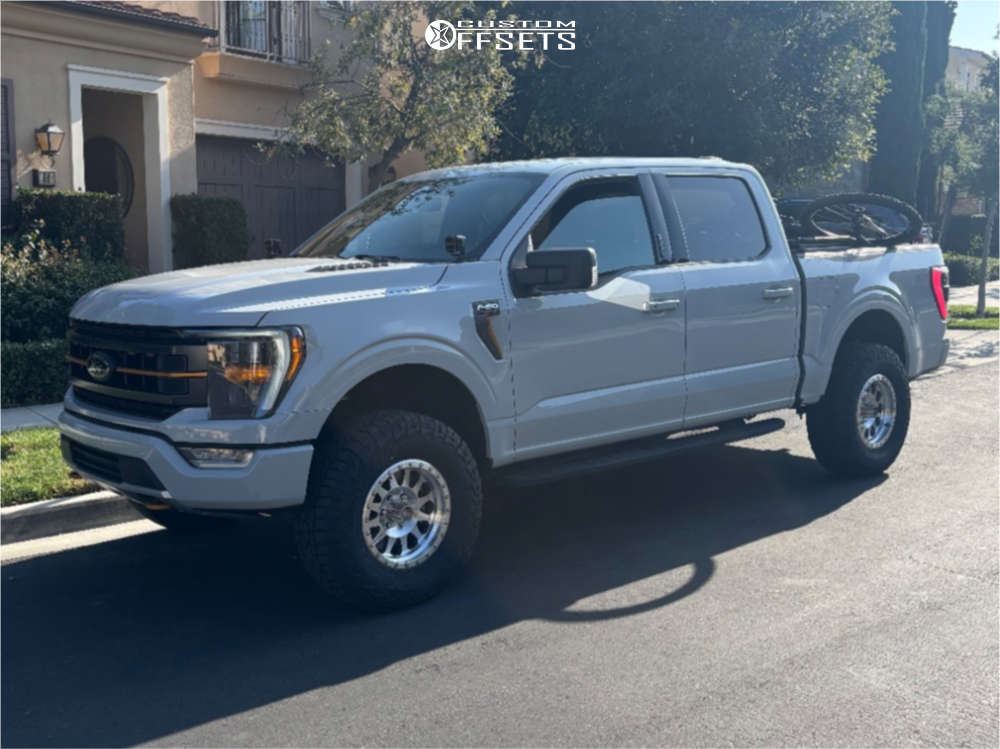 2023 Ford F-150 with 17x8.5 0 Method Double Standard and 285/75R17 ...