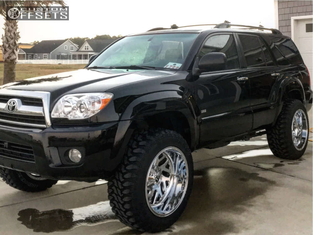 2007 Toyota 4Runner with 20x12 -43 Fuel Triton and 33/12.5R20 Radar ...