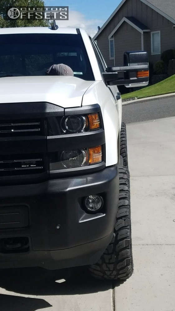 2015 Chevrolet Silverado 2500 HD with 20x10 -19 Hostile Exile and 33/12 ...