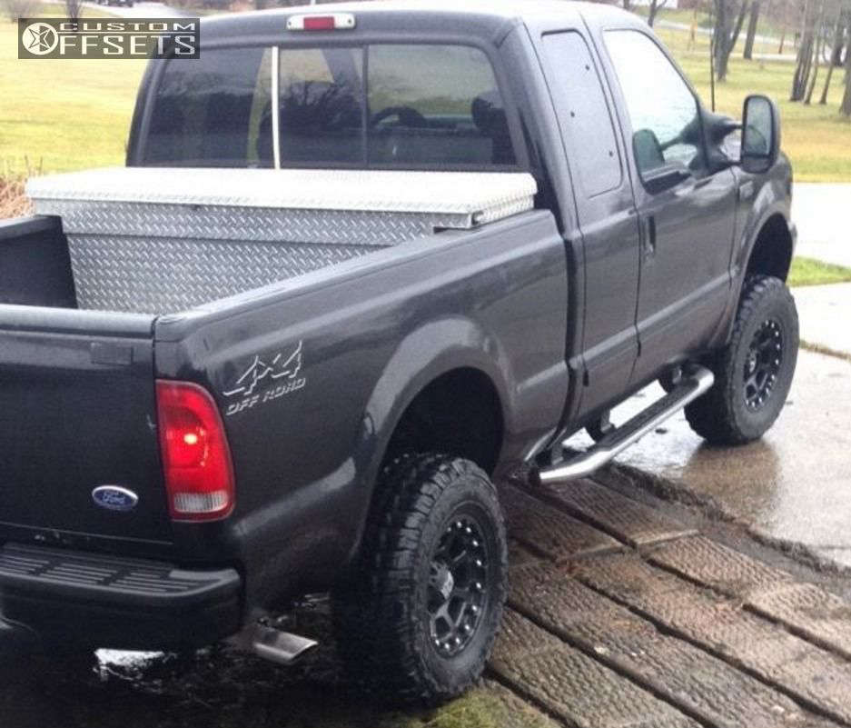 2002 Ford F-250 with 17x9 -24 XD Strike and 275/65R17 Federal Couragia ...