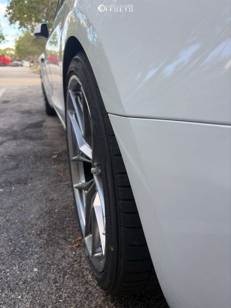 2023 Tesla 3 with 20x9 35 HRE FlowForm Ff21 and 245/35R20 Bridgestone ...