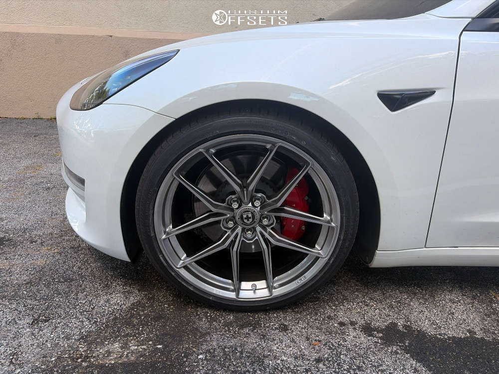2023 Tesla 3 with 20x9 35 HRE FlowForm Ff21 and 245/35R20 Bridgestone ...
