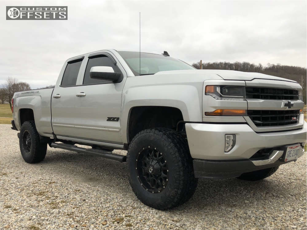 2016 Chevrolet Silverado 1500 with 18x9 18 Dropstars 645b and 295/70R18 ...