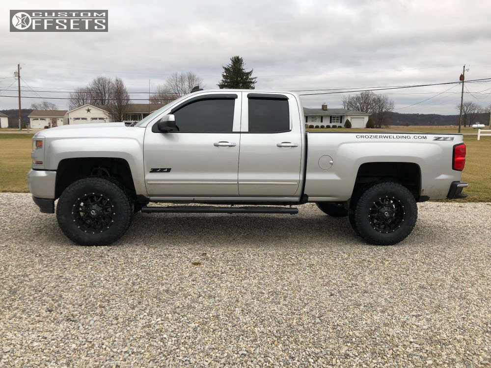 2016 Chevrolet Silverado 1500 with 18x9 18 Dropstars 645b and 295/70R18 ...
