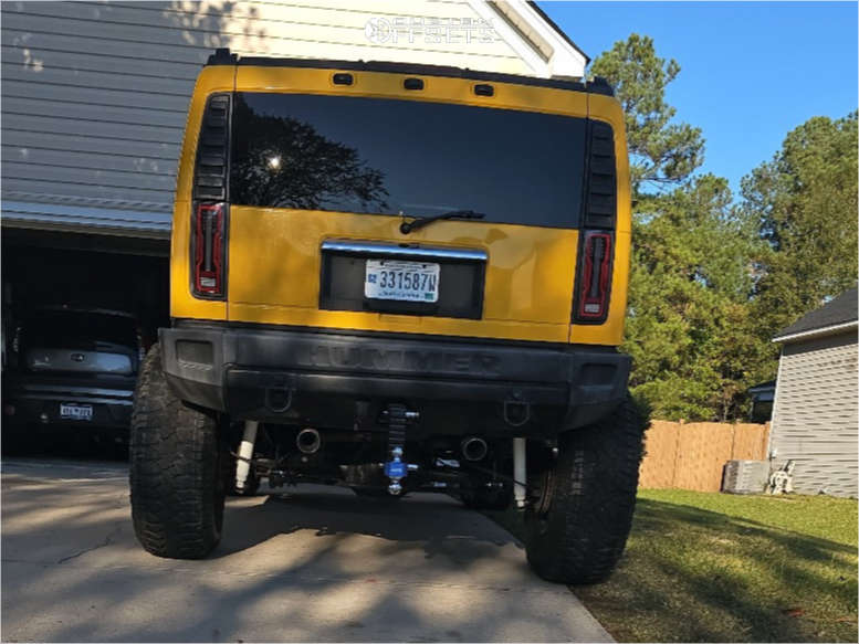 2005 Hummer H2 with 20x9 12 Vision Brawl and 42/14.5R20 Milestar ...