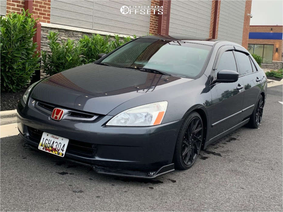 2005 Honda Accord with 17x7.5 40 Motiv Maestro and 205/40R17 Lexani ...
