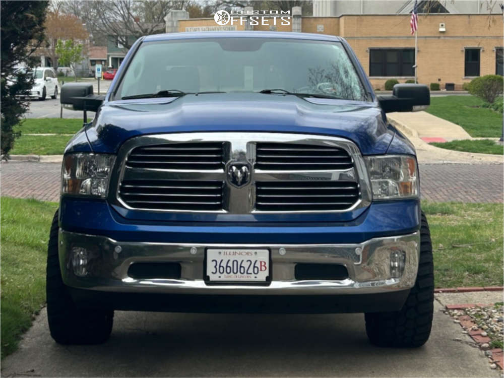 2017 Ram 1500 with 20x10 -19 Hardrock Gunner and 33/12.5R20 RBP ...