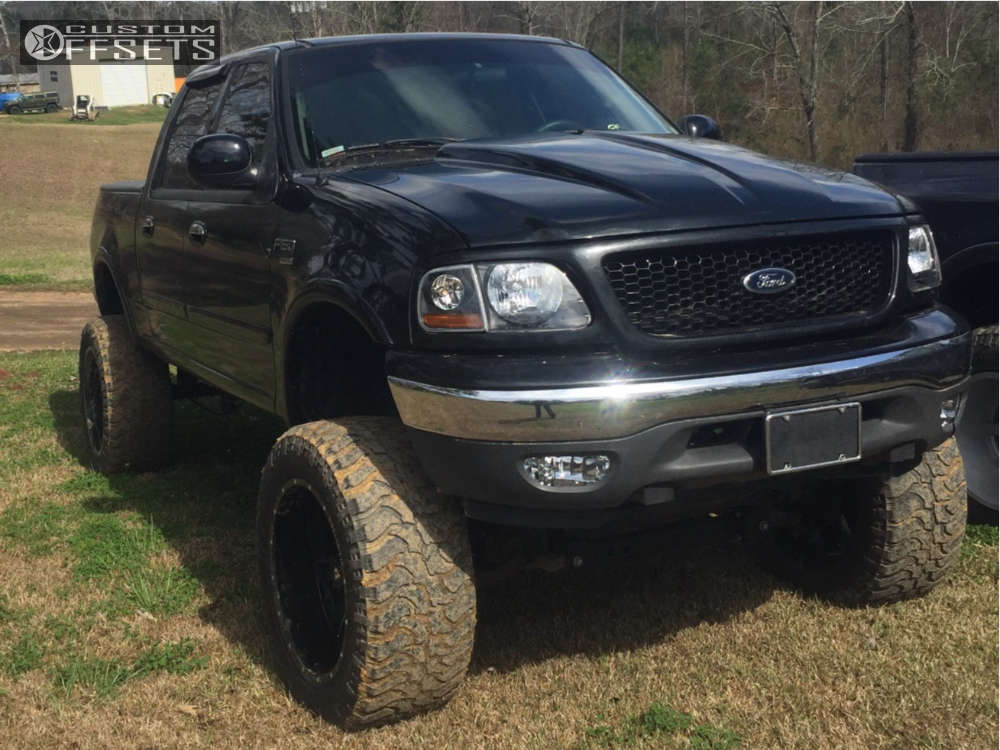 2003 Ford F-150 with 22x12 -44 Ballistic Rage and 37/13.5R22 Mark Ma ...