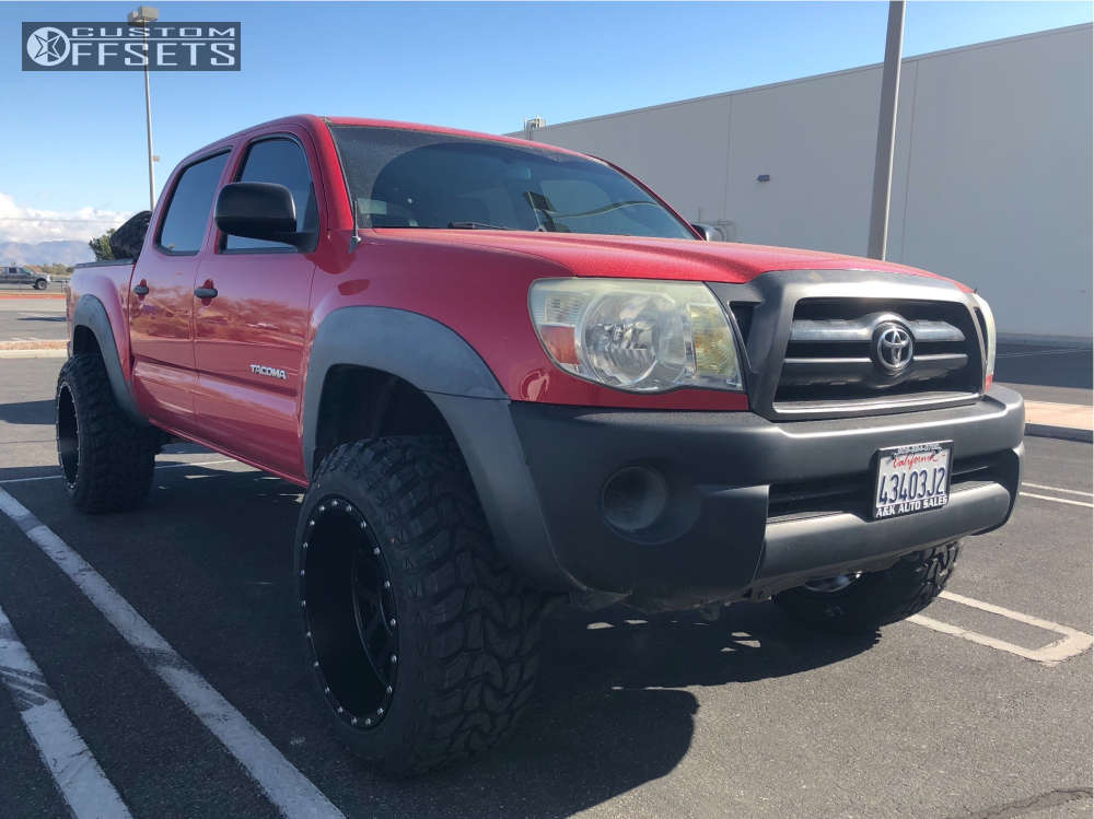 2006 Toyota Tacoma with 20x12 -52 Method MR606 and 33/12.5R20 Mazzini ...