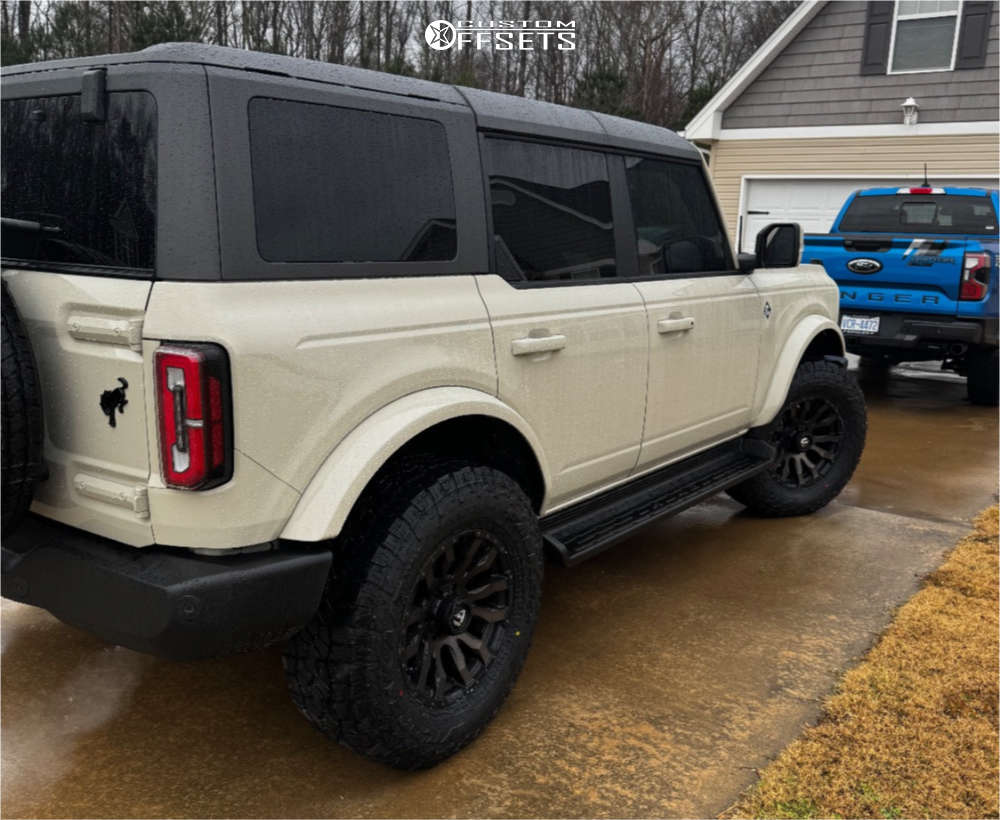 2025 Ford Bronco with 18x9 20 Fuel Blitz and 285/70R18 Falken Wildpeak ...